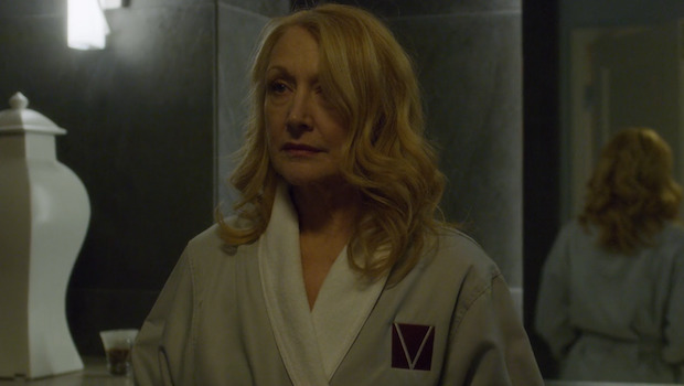 House of Cards S06E05 : S.O.S. Demoiselle En Détresse - YZGeneration